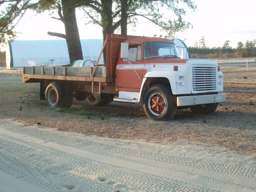 "Sundance" 1700 Loadstar - IH Trucks - Red Power Magazine Community